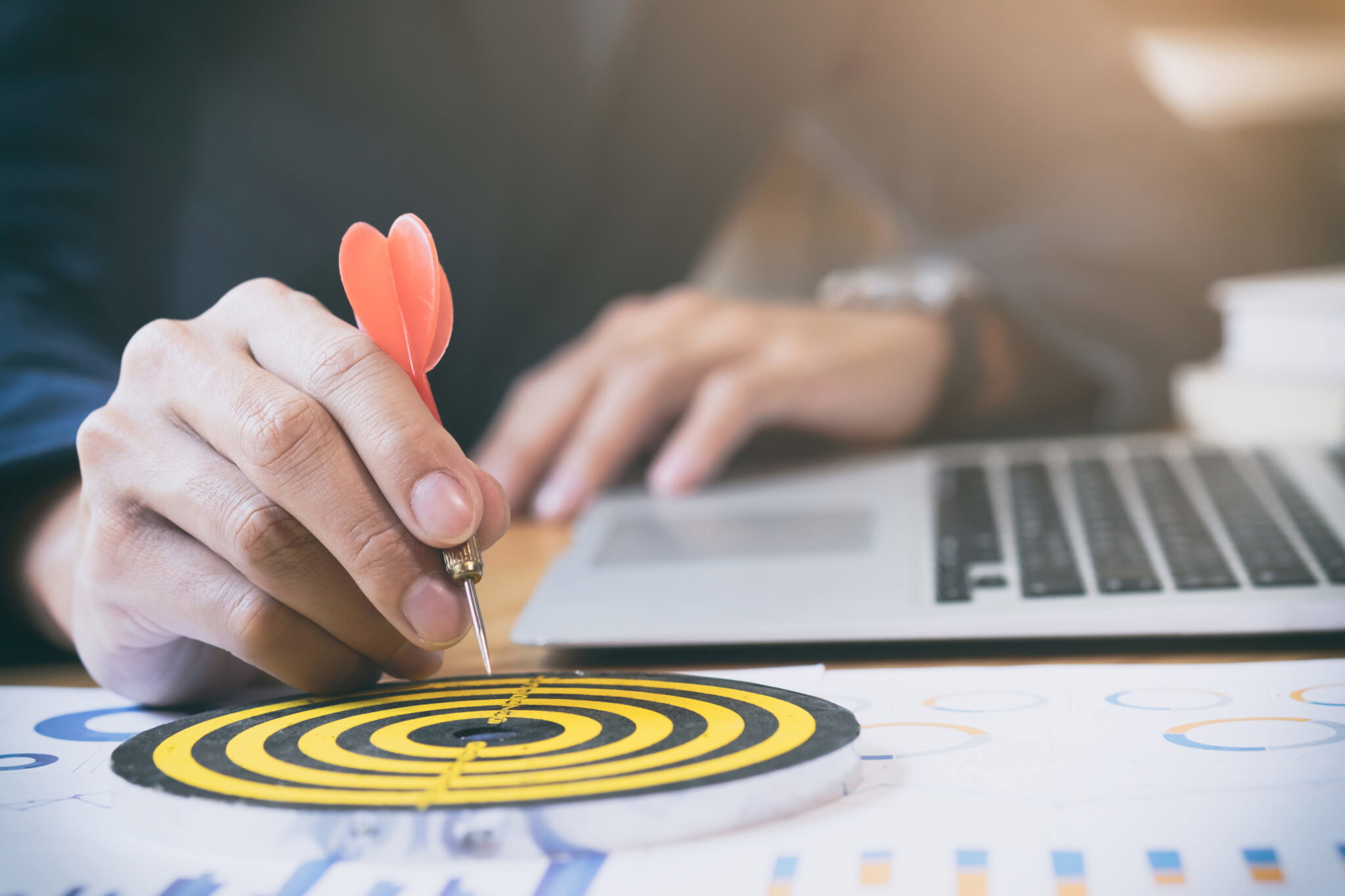 Contoh Segmenting, Targeting, Positioning dalam Berbagai Industri