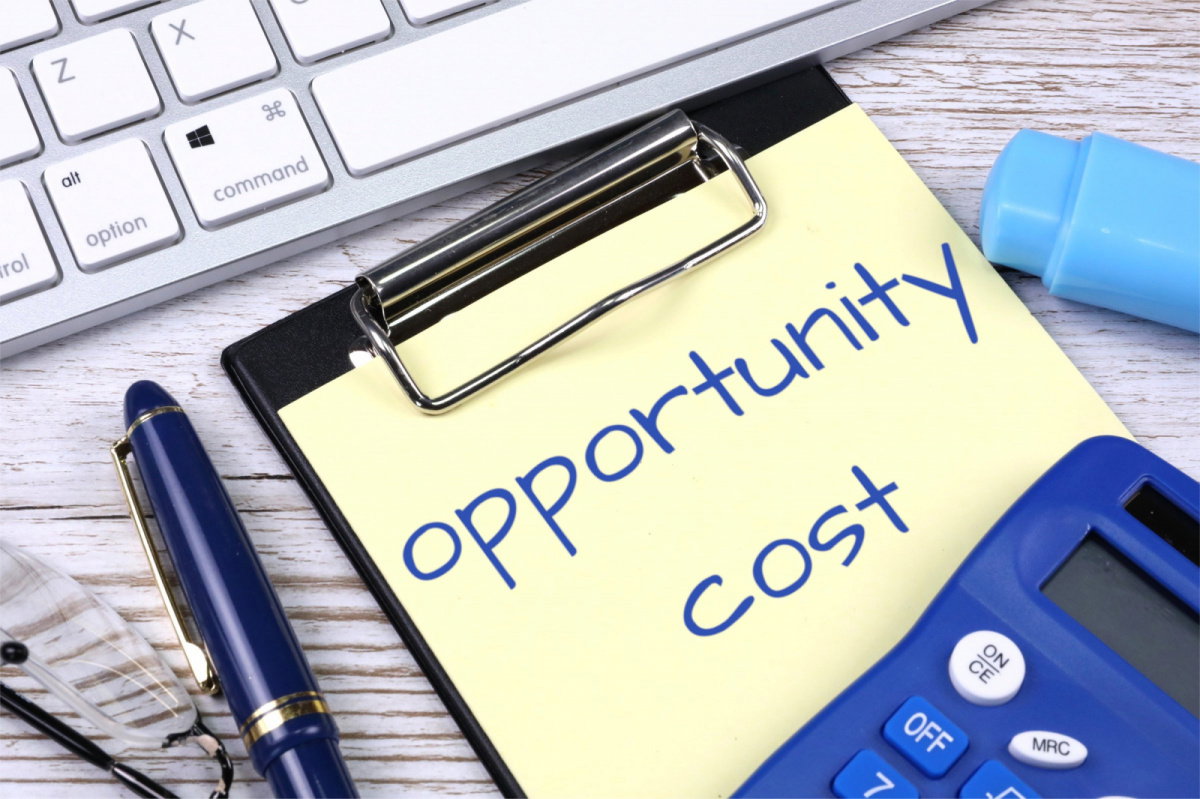 Opportunity Cost: Pengertian, Fungsi, Ciri, dan Contohnya